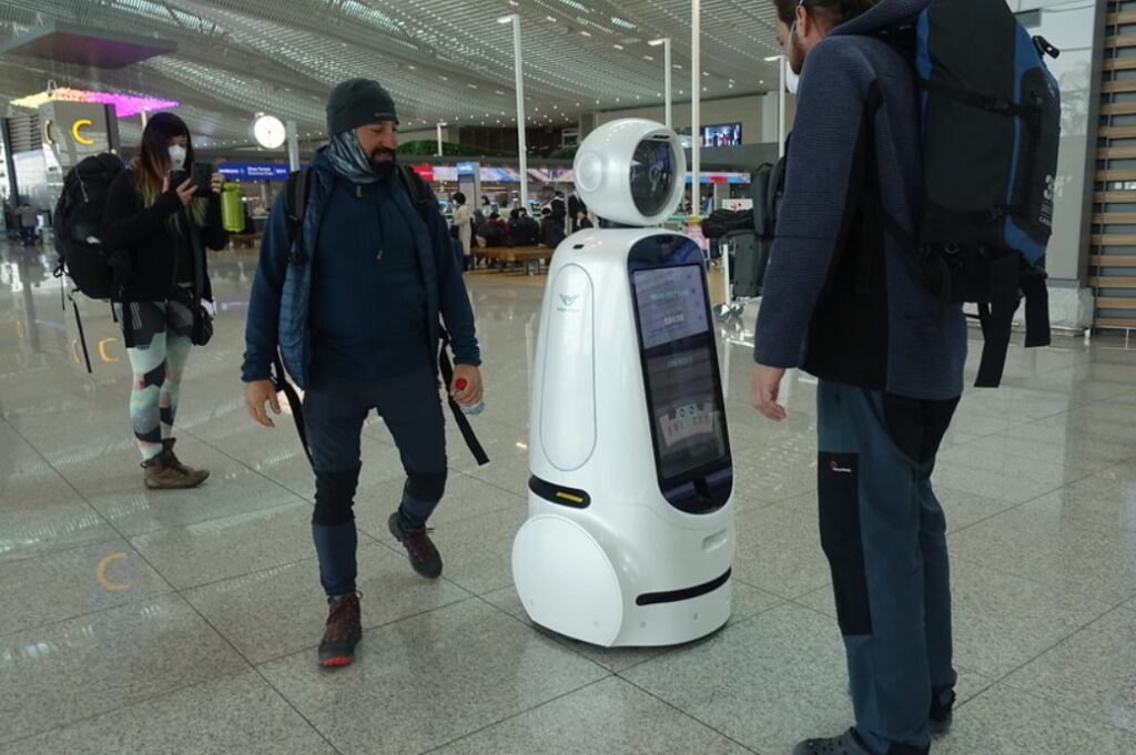 How AI Is Helping Airports Save Time And Improve Efficiency